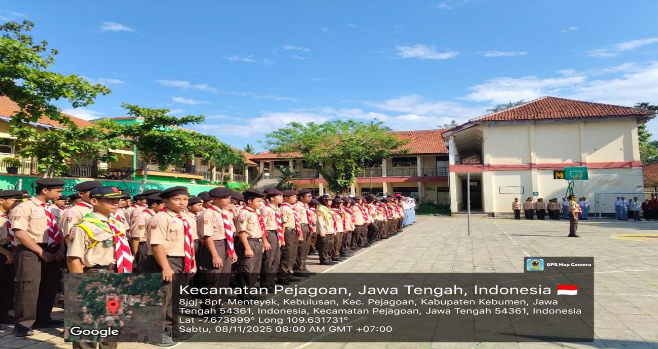 Pengambilan Badge Pramuka dan PMR SMAN 1 Pejagoan – SMA Negeri 1 Pejagoan